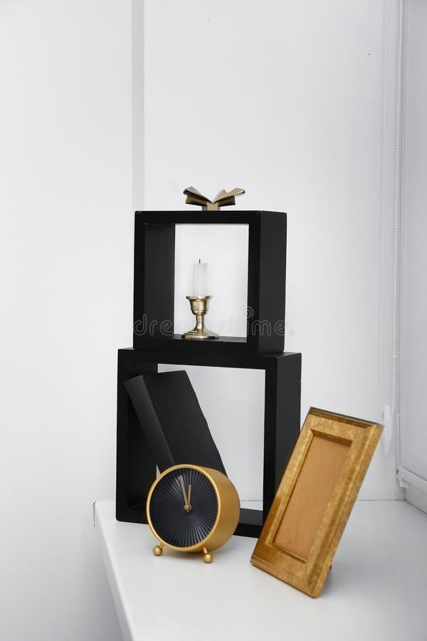 Wall Golden Clock Unit Stock Photos - Free & Royalty-Free Stock Photos ...