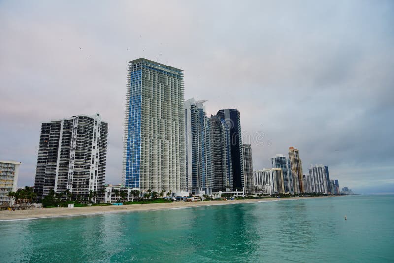 Subida del sol de Miami foto de archivo editorial. Imagen de cityscape ...