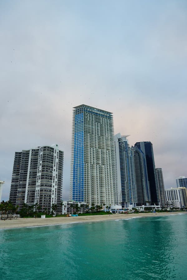 Subida del sol de Miami imagen de archivo editorial. Imagen de américa ...