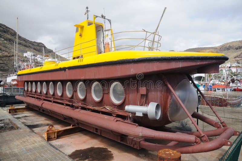 Submarine in dry dock stock image. Image of harbor, mogan - 14339669
