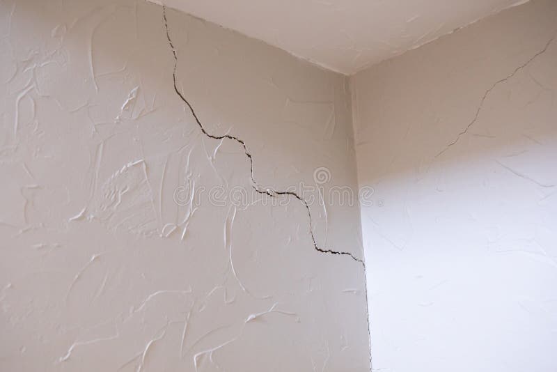 Subsidence Crack in Corner of Wall and Ceiling Stock Photo - Image of ...