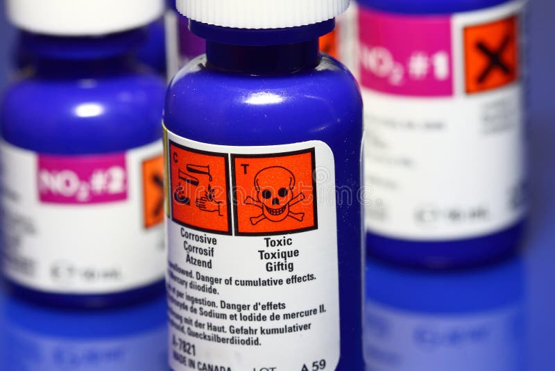 Substancje chemiczne zdjęcie stock. Obraz złożonej z chemia - 15036582