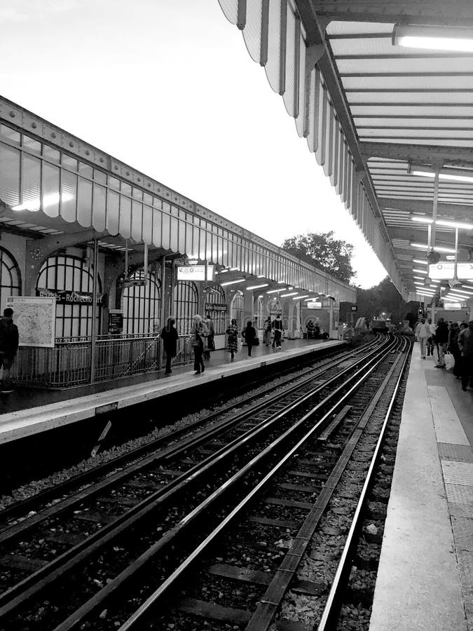 Subway Paris editorial stock image. Image of rail, public - 79915879