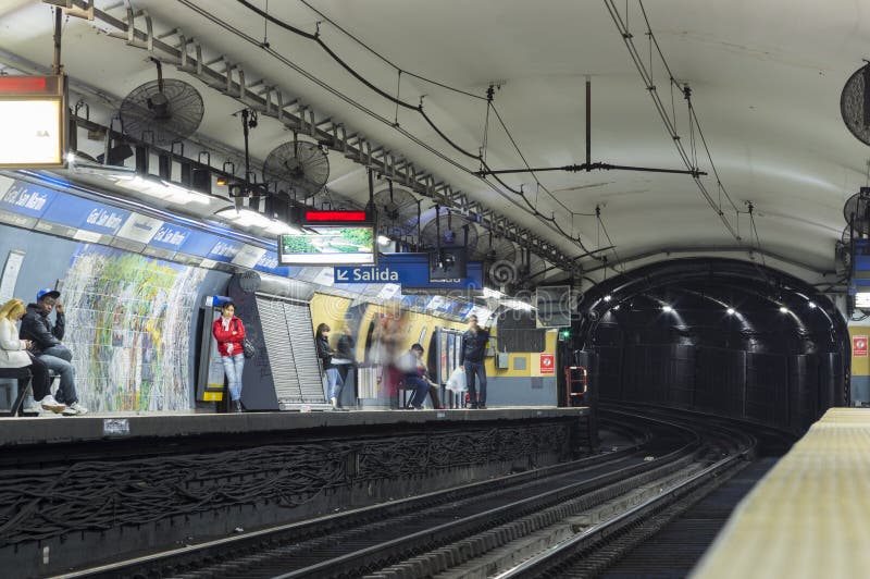 Line Buenos Aires Subway Station Location Stock Photos - Free & Royalty ...