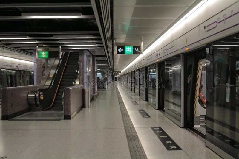 Mtr Platform Lohas Park Station Hong Kong Stock Photos - Free & Royalty ...