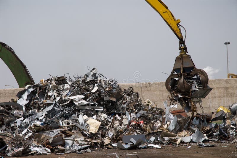 Sucata de metal imagem de stock. Imagem de metal, sucata - 31317809