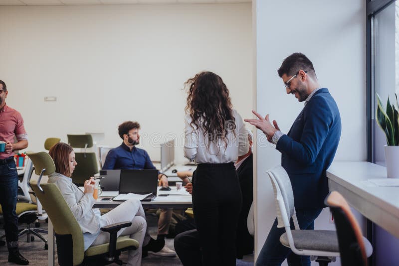 Successful Collaboration in a Modern Office. Business Team Maximizing ... Successful Collaboration in a Modern Office. Business Team Maximizing ...