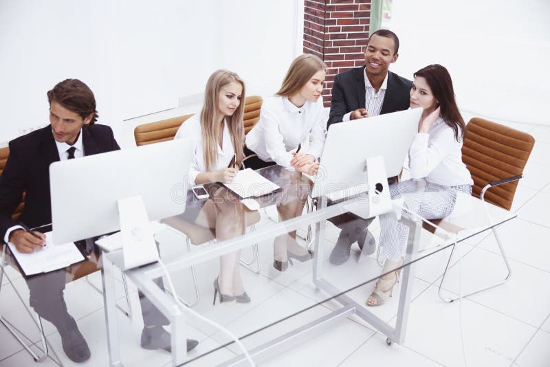 Successful Managers Discussing New Business Project in Modern Office ...