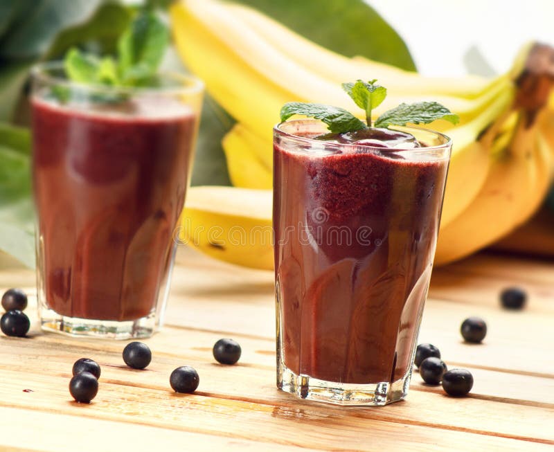 Suco de Acai foto de stock. Imagem de fruta, polpa, comer - 33857984