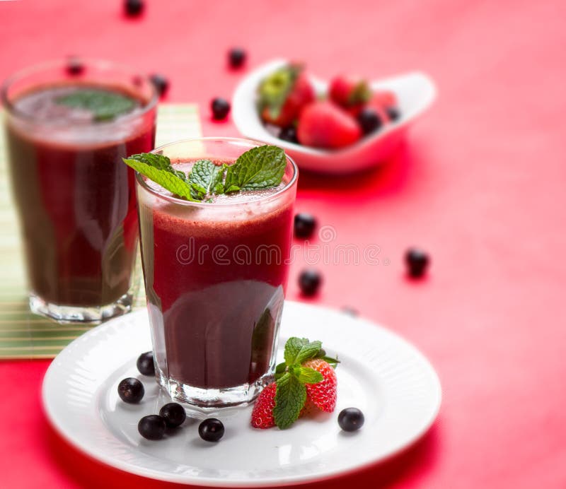 Suco de Acai foto de stock. Imagem de nutriente, amazona - 33857870