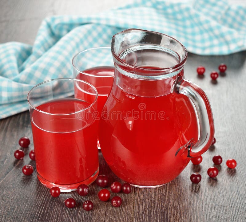 Suco de arando imagem de stock. Imagem de branco, alimento - 31973727