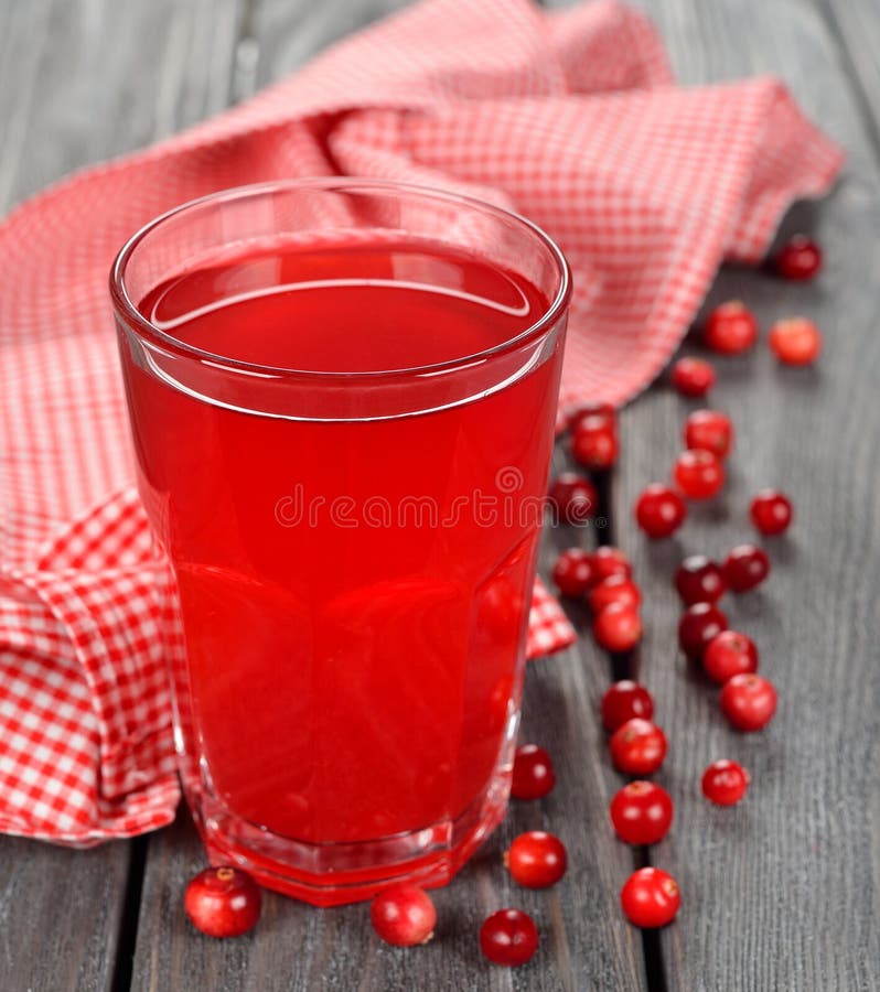 Suco de arando imagem de stock. Imagem de branco, alimento - 31973727