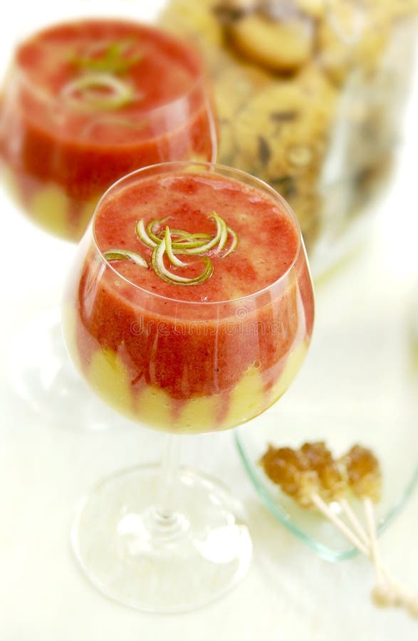 Suco misturado foto de stock. Imagem de suco, suculento - 25265358