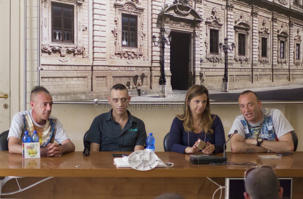 Sud sound system band editorial stock image. Image of nandu - 41413859