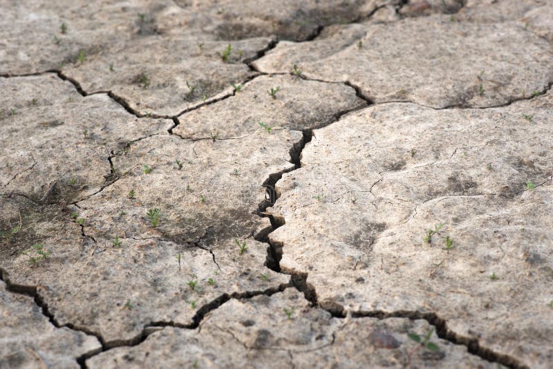 Suelo agrietado imagen de archivo. Imagen de cubo, extracto - 29097201