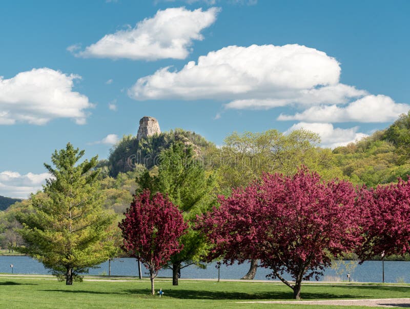 Sugar Loaf Bluff stock image. Image of trees, loaf, water - 95225597
