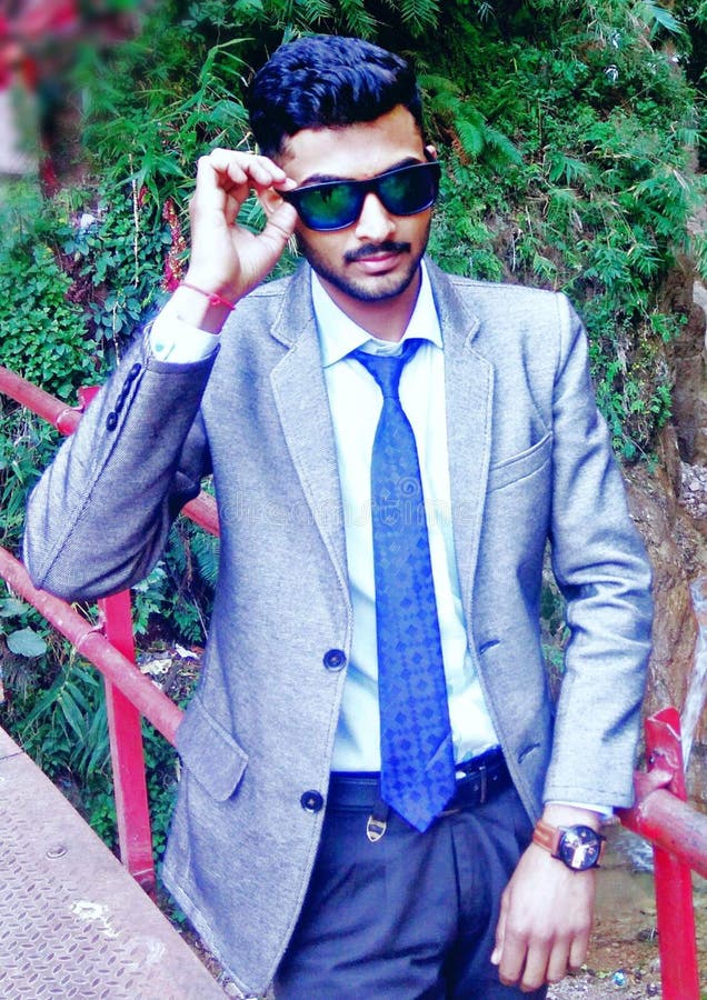 Suit Style Approaching while Walking Stock Illustration - Illustration ...