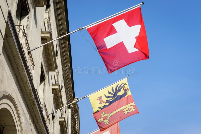 Suizo Y Banderas De Ginebra Foto de archivo - Imagen de indicador ...