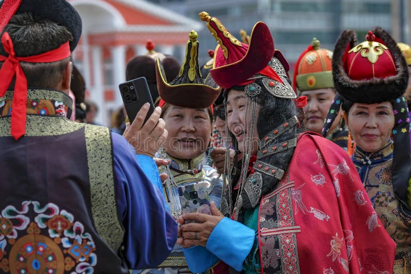 Sukhbaatar Square in Ulaanbaatar, Mongolia Editorial Photo - Image of district, walk: 283801501