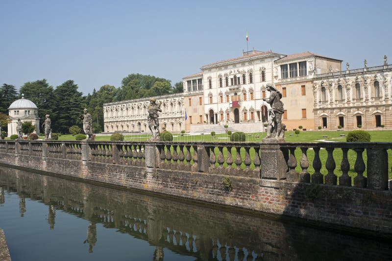 Sul Brenta, Villa Contarini De Piazzola Photo stock - Image du antique ...