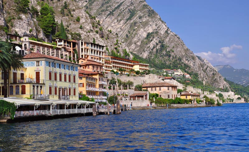 Sul Garda, Lac Garda De Limone Photo stock - Image du intérêt, nordique ...