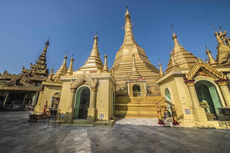 Sule Pagoda in Yangon stock image. Image of building - 50116749