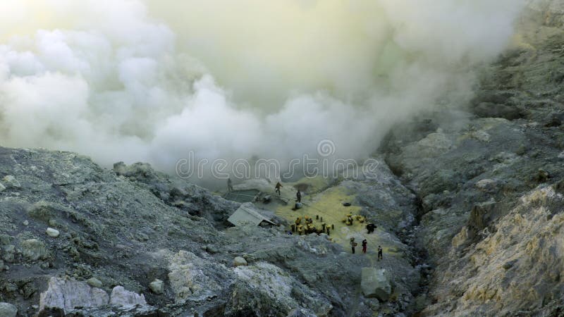 Sulfur Extraction, Kawah Ijen Volcano, Java Island, Indonesia Stock ...