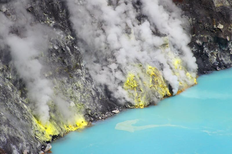 Sulfuric acid s lake stock image. Image of mist, rocky - 3763369