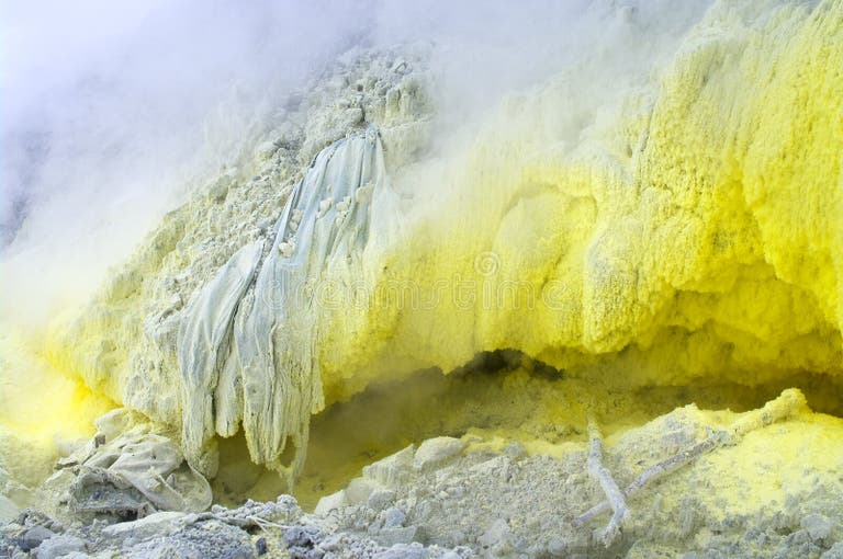 Sulfurous fumaroles stock image. Image of berapi, foggy - 21970043