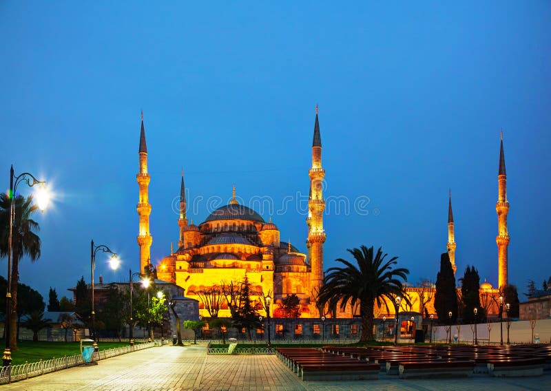 Sultan Ahmed Mosque (Blue Mosque) in Istanbul Stock Image - Image of ...
