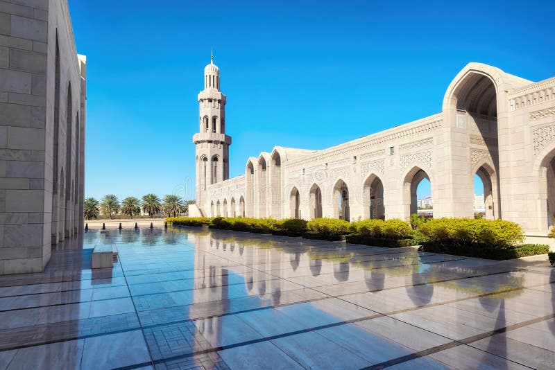 Sultan Qaboos Grand Mosque, Muscat, Oman Fotografia Stock - Immagine di ...