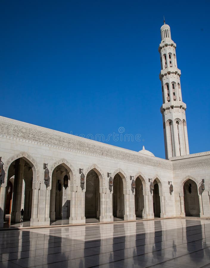 Sultan Qaboos Grand Mosque, Muscat, Oman Stock Photo - Image of prayer ...