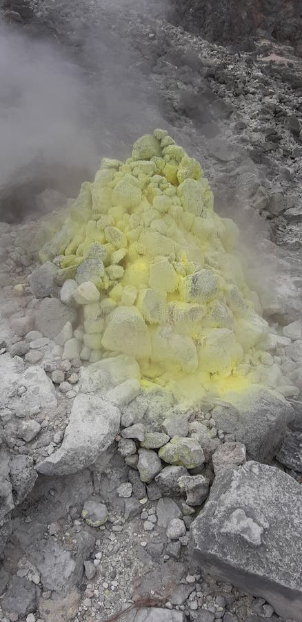 Sumatra Vulkan Berastragi stock photo. Image of sumatra - 164094542