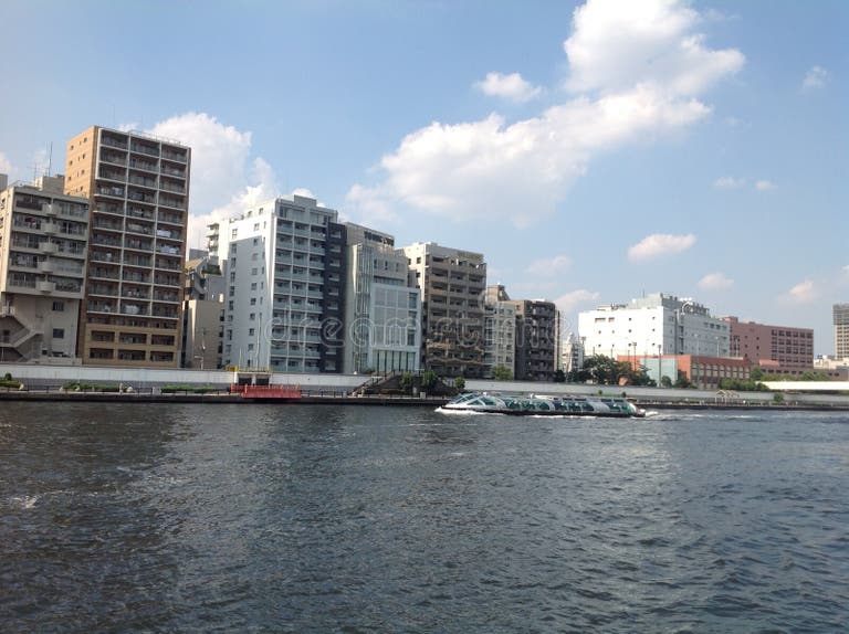 Sumida river in Tokyo editorial photo. Image of building - 53311586