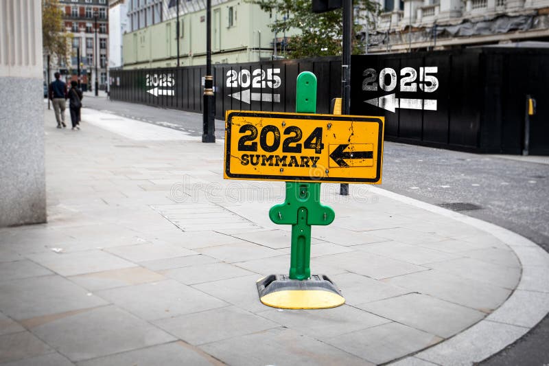 2024 Summary and 2025 Goals Concept. Yellow Arrow on the Street Stock ...