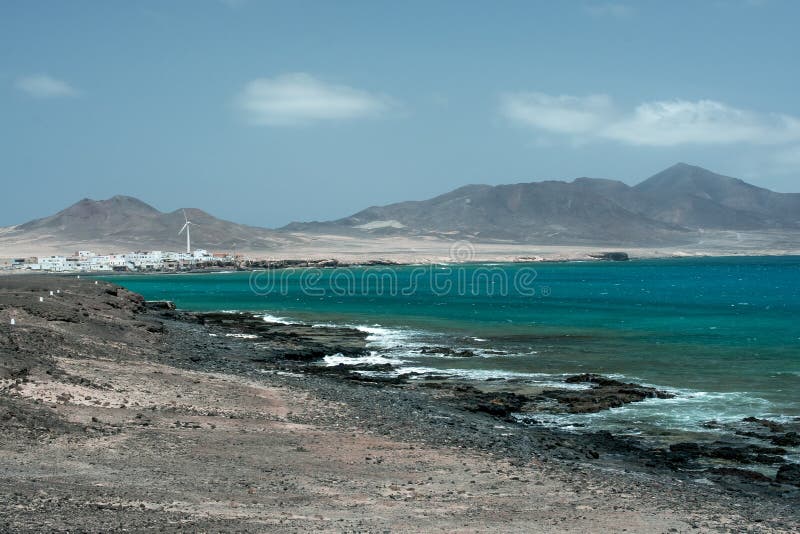 Summer Beach, Ocean Waves on a Tropical Sea with Deep Blue Wawes Stock ...