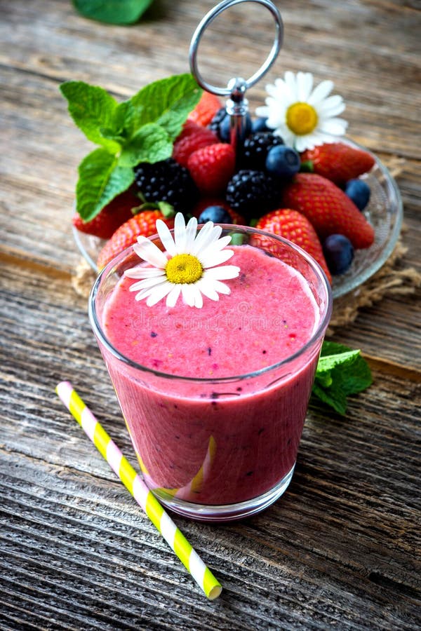 Summer berries smoothie stock image. Image of healthy - 72034741