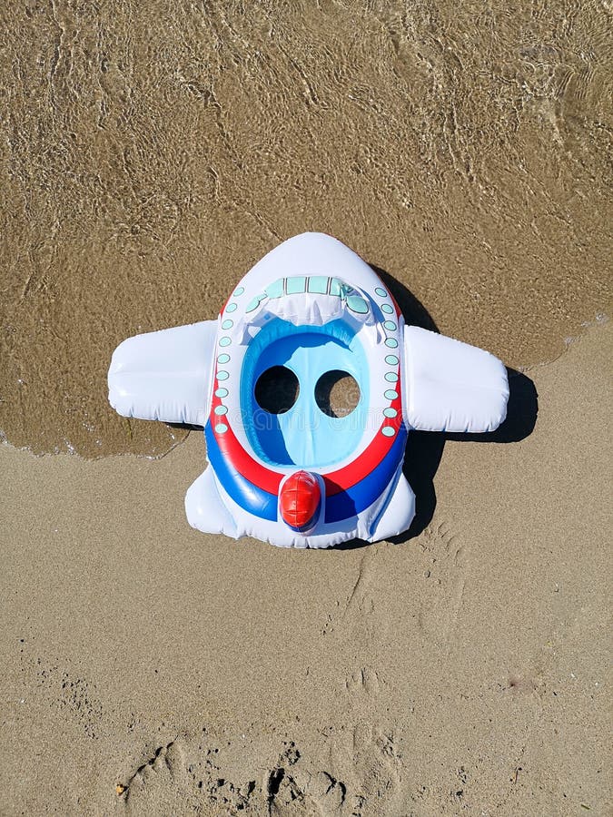 Summer Children Activities on Beach Stock Image - Image of summer ...