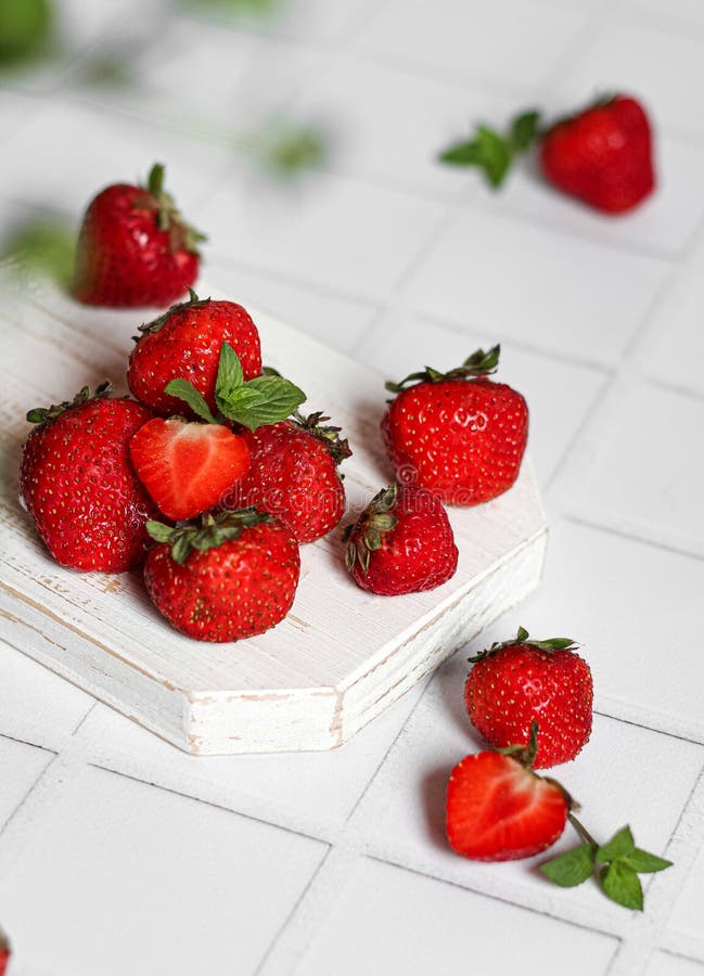 Summer Fruits. Red Strawberries Stock Image - Image of plant, cuisine ...