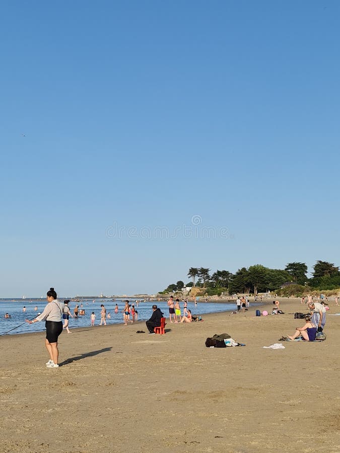 2021 Summer Heatwave in Ireland.Burrow Beach,Dublin 13, Sutton ...