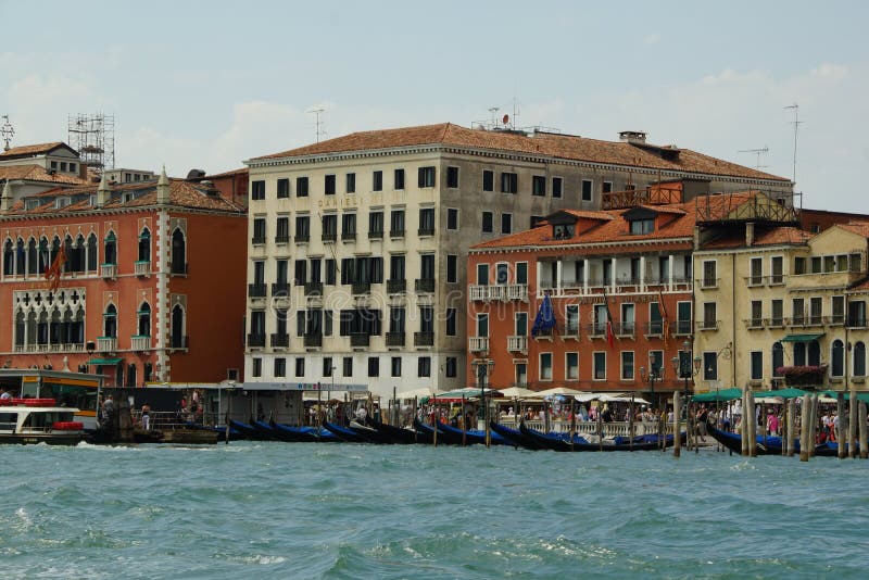 Summer Lagoon Walk editorial photo. Image of history - 236147911