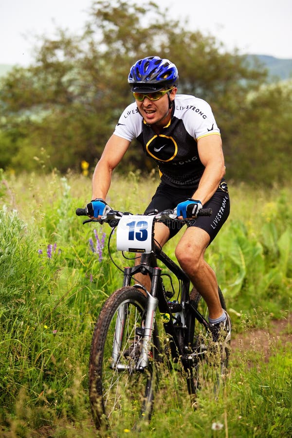 Summer Mountain Bike Competition Editorial Image - Image of country ...