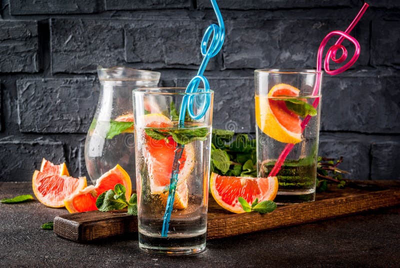 Summer Refreshment Drink, Strawberry Mojito Cocktail on Light Co Stock ...