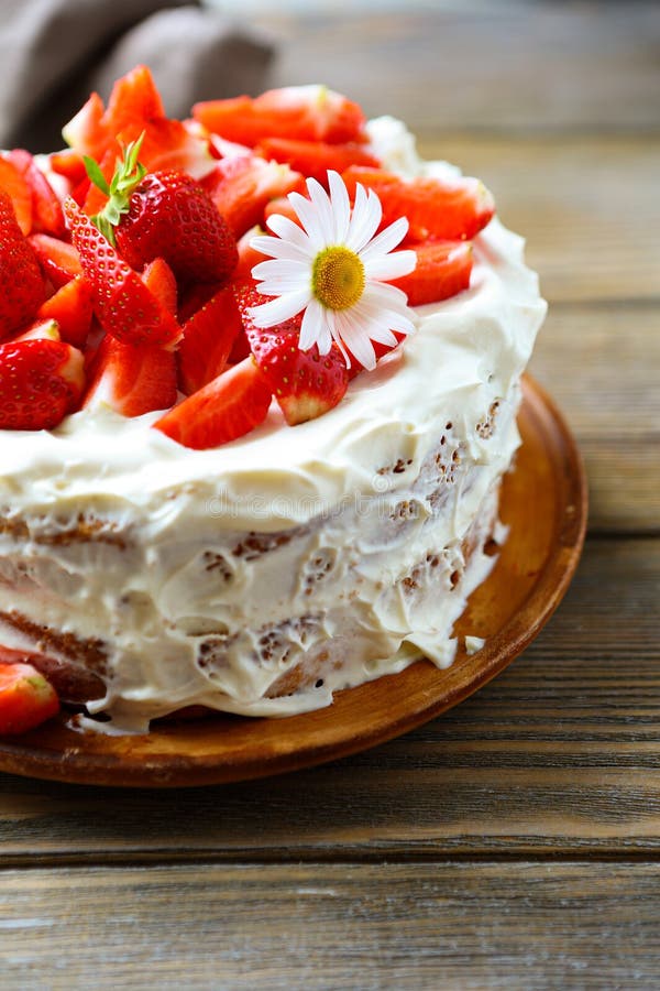 Summer Round Cake with Strawberry, Food Closeup Stock Photo - Image of ...