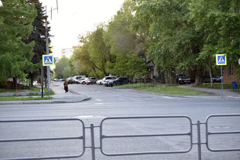 Summer Sidewalk and Park in the City. Beautiful Sidewalk and Narrow ...