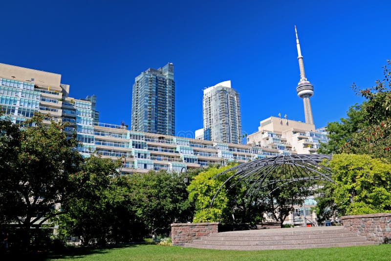 Toronto Skyline and Fall Colors Editorial Stock Image - Image of ...