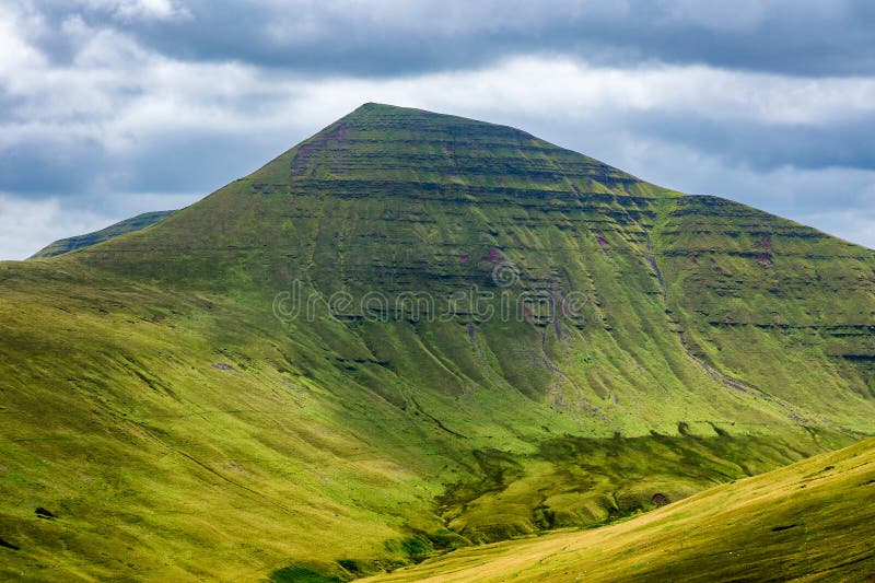 The Summit of Cribyn Mountain in the Brecon Beacons, Wales Stock Photo ...