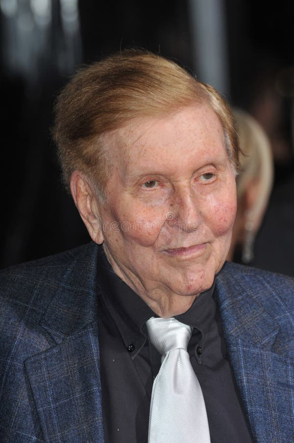 Sumner Redstone editorial photo. Image of january, angeles - 26491331