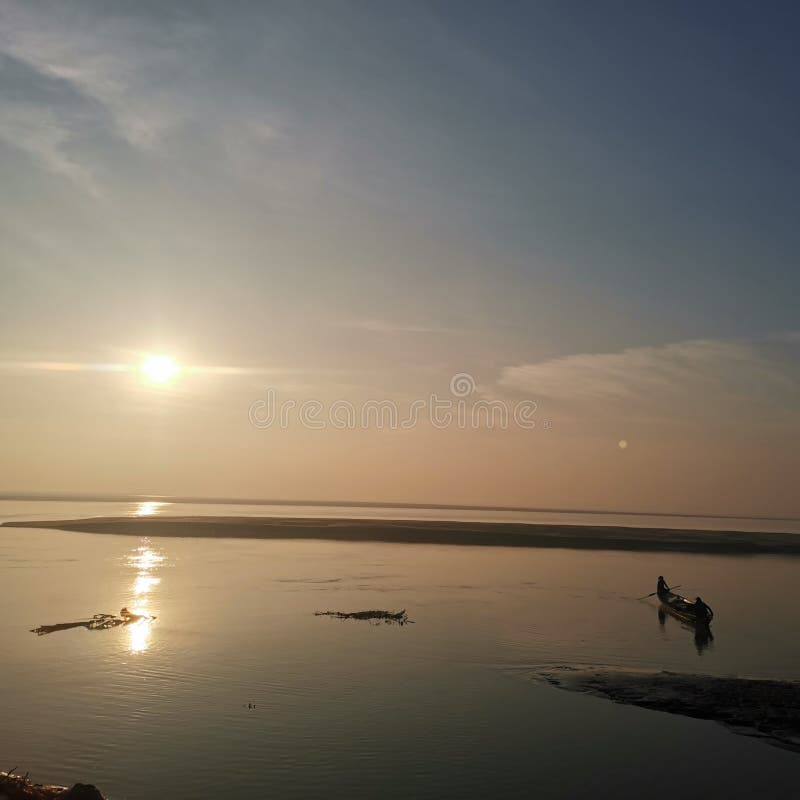 1 of the Sun on the Banks of the River Jamuna Stock Photo - Image of ...
