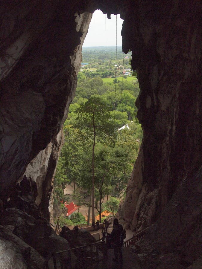 Sun beam in cave stock image. Image of tunnel, earth - 185709403